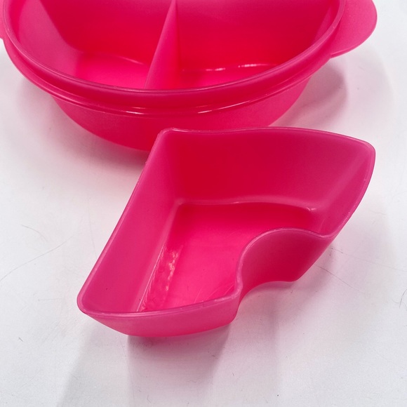 Tupperware | Kitchen | Tupperware Crystalwave Fushia Pink 34 ...